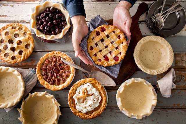 Desserts for the 2025 Thanksgiving holiday! | Stella's Place